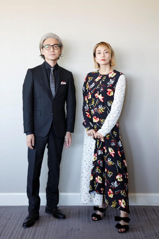 吉岡秀隆×柴咲コウ インタビュー 映画『Dr.コトー診療所』と、みんなが積み重ねてきた時間 - 4ページ目 (4ページ中) - otocoto | こだわりの映画エンタメサイト