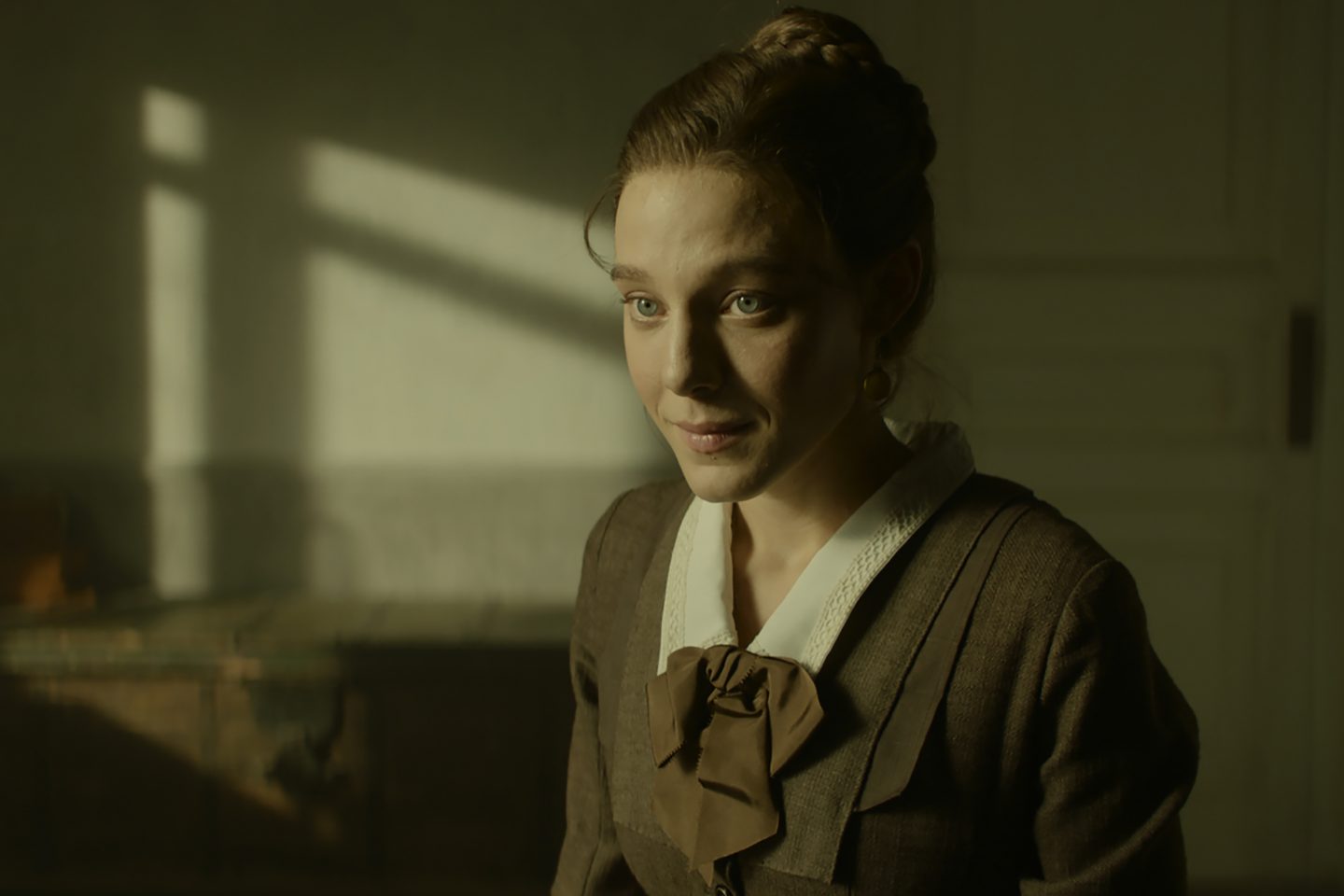 天才作曲家の“世紀の悪妻”アントニーナの狂愛を、鬼才キリル・セレブレンニコフが大胆な解釈で映像化 映画『チャイコフスキーの妻』 - otocoto | こだわりの映画エンタメサイト