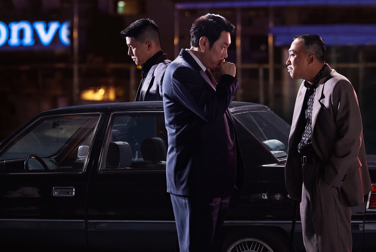 弱小政治家 vs 闇の権力者 vs 最凶ヤクザ! 騙し合いと裏切りの下剋上バトル 映画『対外秘』 - otocoto | こだわりの映画エンタメサイト