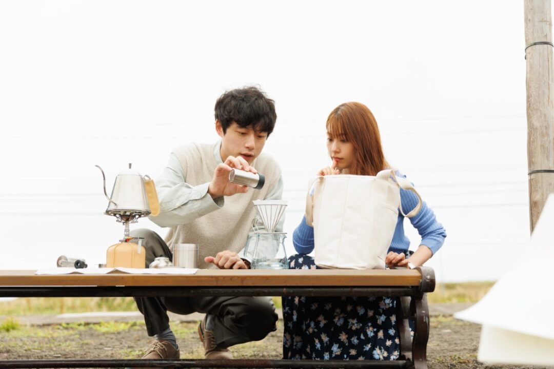 米津玄師による書き下ろし主題歌「Azalea」スペシャルミュージックビデオ公開 Netflixシリーズ「さよならのつづき」 - otocoto | こだわりの映画エンタメサイト