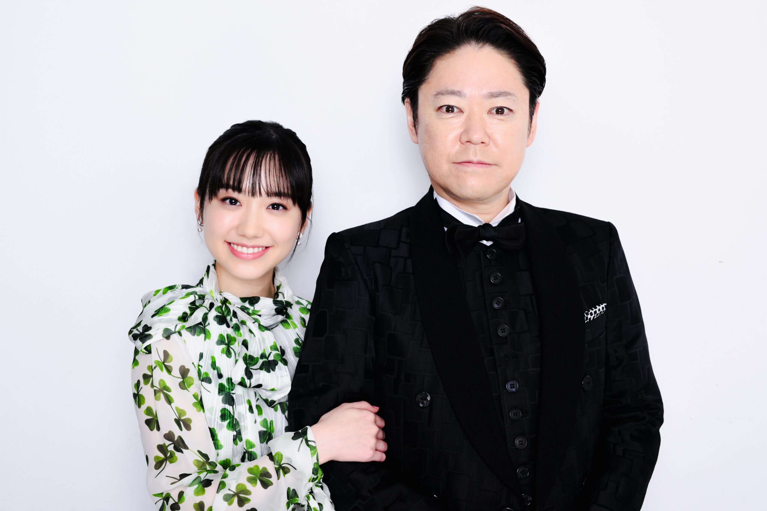 芦田愛菜 × 阿部サダヲ インタビュー 人間パートだけでなく細胞パートも感動を呼び、心が動かされる『はたらく細胞』 - 2ページ目 (3ページ中) - otocoto | こだわりの映画エンタメサイト